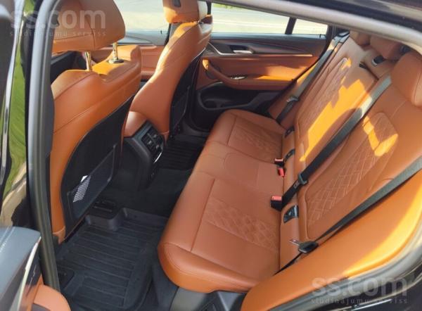 Black BMW X4 2024 in Riga, with an engine capacity of 2.00 L and mileage of 25 thousand km for 54999 €, photo 8 on AUTOMOTO.COM.LV