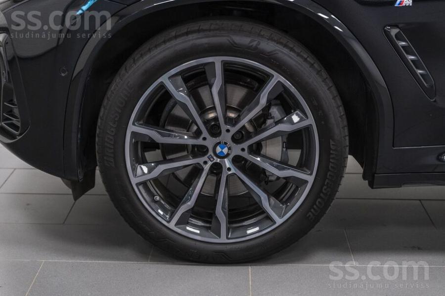 Melns BMW X4 2024 Rīga, ar dzinēja tilpumu 3.00 L un nobraukumu 72 tūkst. km par 52500 €, foto 15 vietnē AUTOMOTO.COM.LV