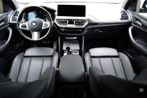 Black BMW X4 2024 in Riga, with an engine capacity of 2.00 L and mileage of 36 thousand km for 42500 €, photo 11 on AUTOMOTO.COM.LV