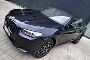 Black BMW X4 2024 in Riga, with an engine capacity of 2.00 L and mileage of 36 thousand km for 42500 €, photo 16 on AUTOMOTO.COM.LV