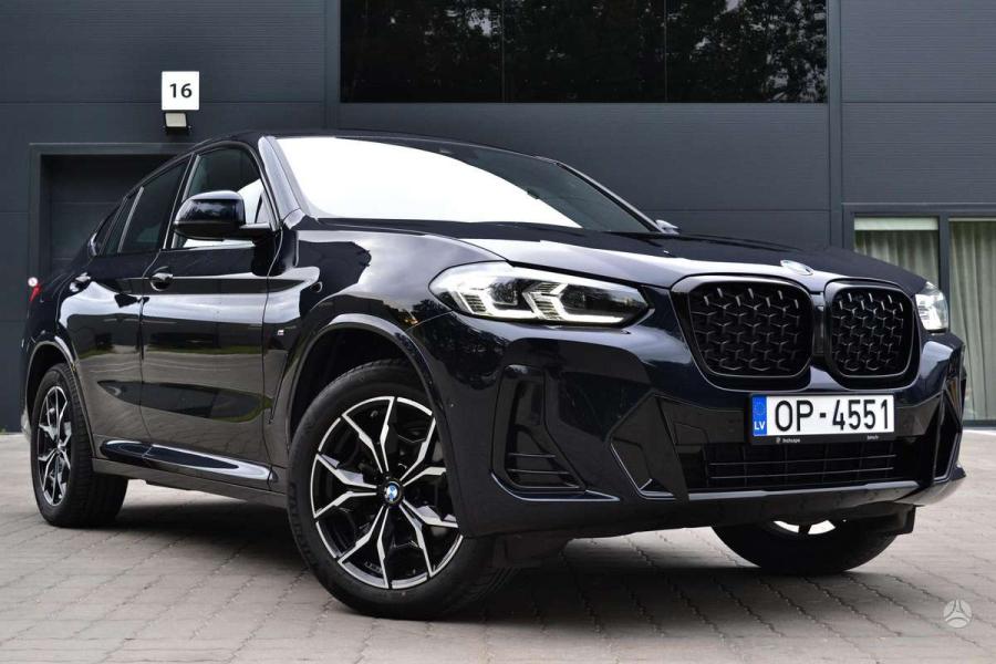 Black BMW X4 2024 in Riga, with an engine capacity of 2.00 L and mileage of 36 thousand km for 42500 €, photo 20 on AUTOMOTO.COM.LV