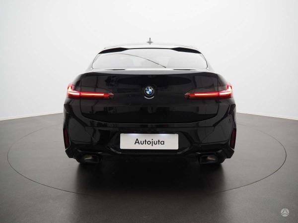 Melns BMW X4 2025 Viļņa, ar dzinēja tilpumu 2.00 L un nobraukumu 12 tūkst. km par 52900 €, foto 5 vietnē AUTOMOTO.COM.LV