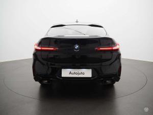 Black BMW X4 2025 in Vilnius, with an engine capacity of 2.00 L and mileage of 12 thousand km for 52900 €, photo 6 on AUTOMOTO.COM.LV