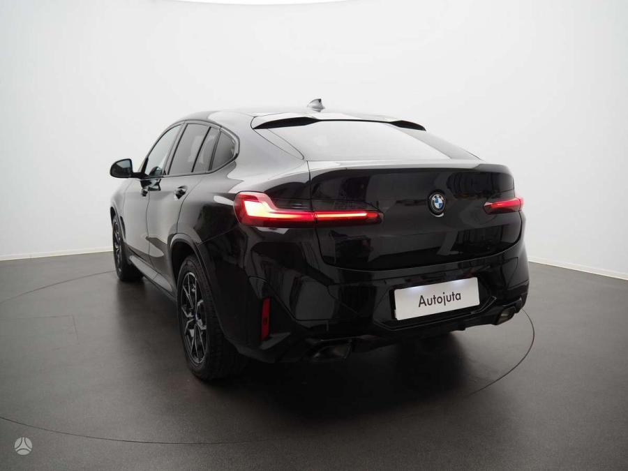 Black BMW X4 2025 in Vilnius, with an engine capacity of 2.00 L and mileage of 12 thousand km for 52900 €, photo 7 on AUTOMOTO.COM.LV