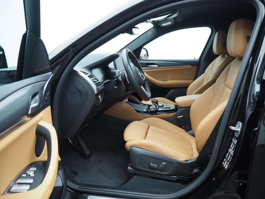 Black BMW X4 2025 in Vilnius, with an engine capacity of 2.00 L and mileage of 12 thousand km for 52900 €, photo 12 on AUTOMOTO.COM.LV