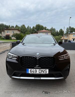 Black BMW X4 2025 in Tallinn, with an engine capacity of 2.00 L and mileage of 14 thousand km for 55000 €, photo 3 on AUTOMOTO.COM.LV