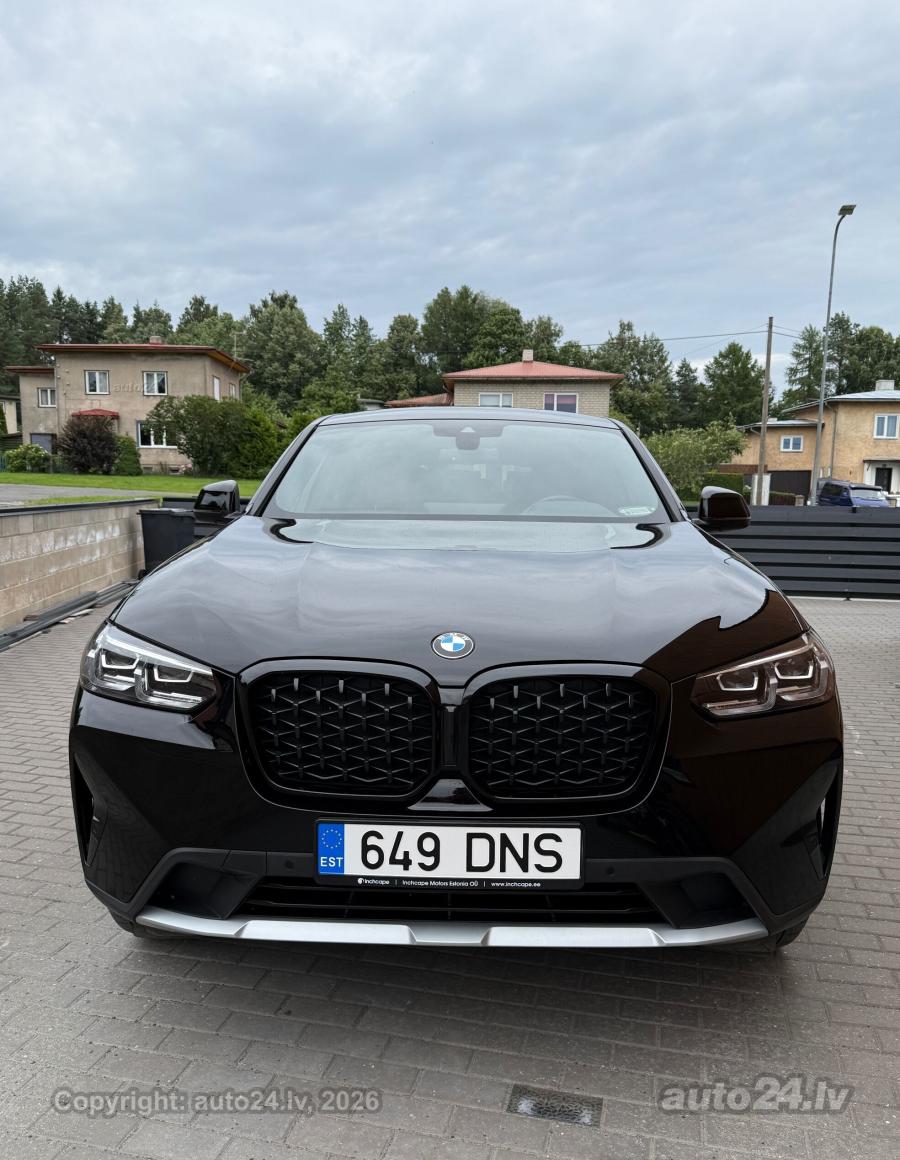 Black BMW X4 2025 in Tallinn, with an engine capacity of 2.00 L and mileage of 14 thousand km for 55000 €, photo 3 on AUTOMOTO.COM.LV