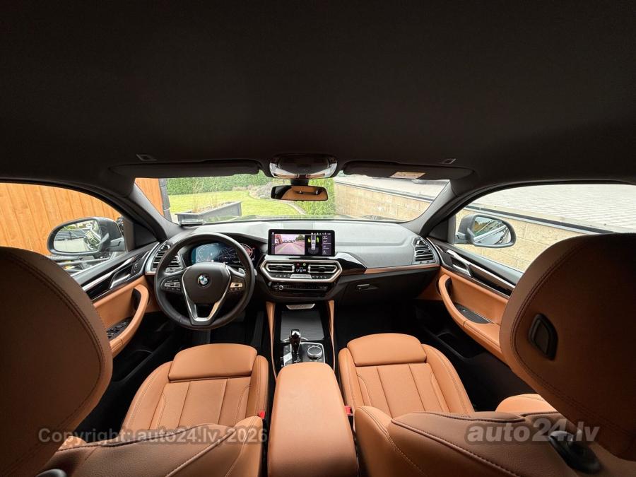 Black BMW X4 2025 in Tallinn, with an engine capacity of 2.00 L and mileage of 14 thousand km for 55000 €, photo 6 on AUTOMOTO.COM.LV