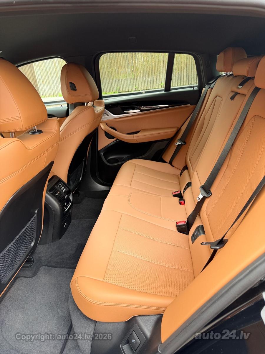 Black BMW X4 2025 in Tallinn, with an engine capacity of 2.00 L and mileage of 14 thousand km for 55000 €, photo 8 on AUTOMOTO.COM.LV