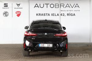Black BMW X4 2025 in Riga, with an engine capacity of 2.00 L and mileage of 37 thousand km for 46990 €, photo 8 on AUTOMOTO.COM.LV
