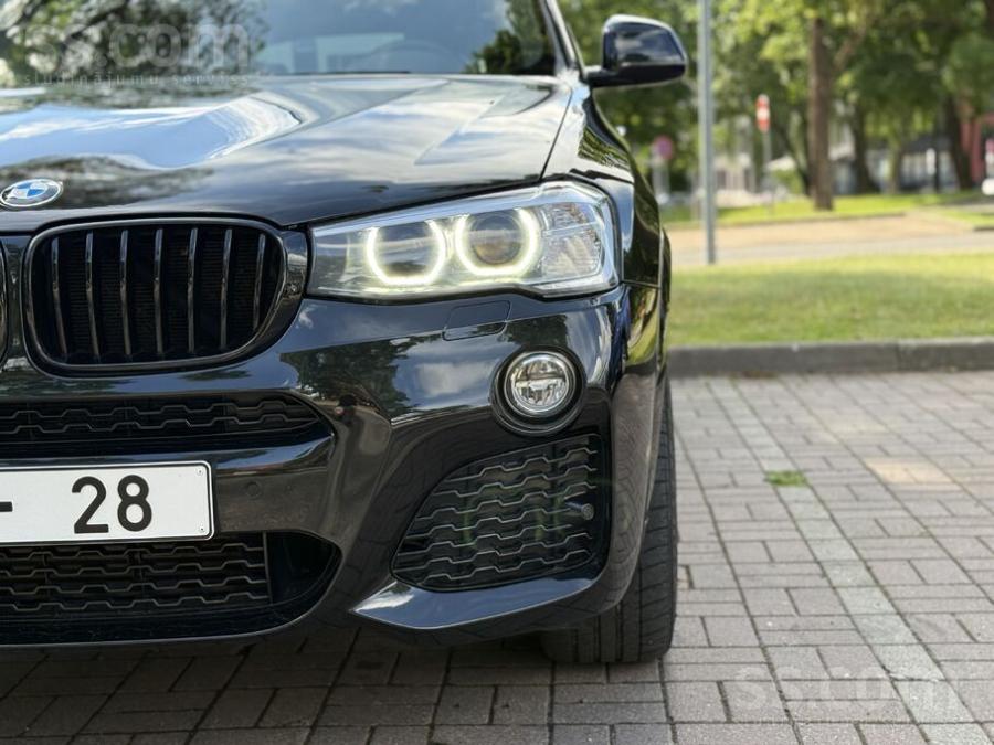 Black BMW X4 2015 in Riga, with an engine capacity of 3.00 L and mileage of 242 thousand km for 16900 €, photo 8 on AUTOMOTO.COM.LV
