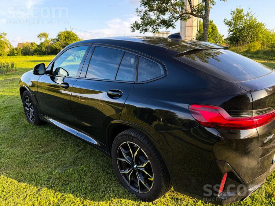 Melns BMW X4 2025 Talsi, ar dzinēja tilpumu 2.00 L un nobraukumu 35 tūkst. km par 48500 €, foto 7 vietnē AUTOMOTO.COM.LV