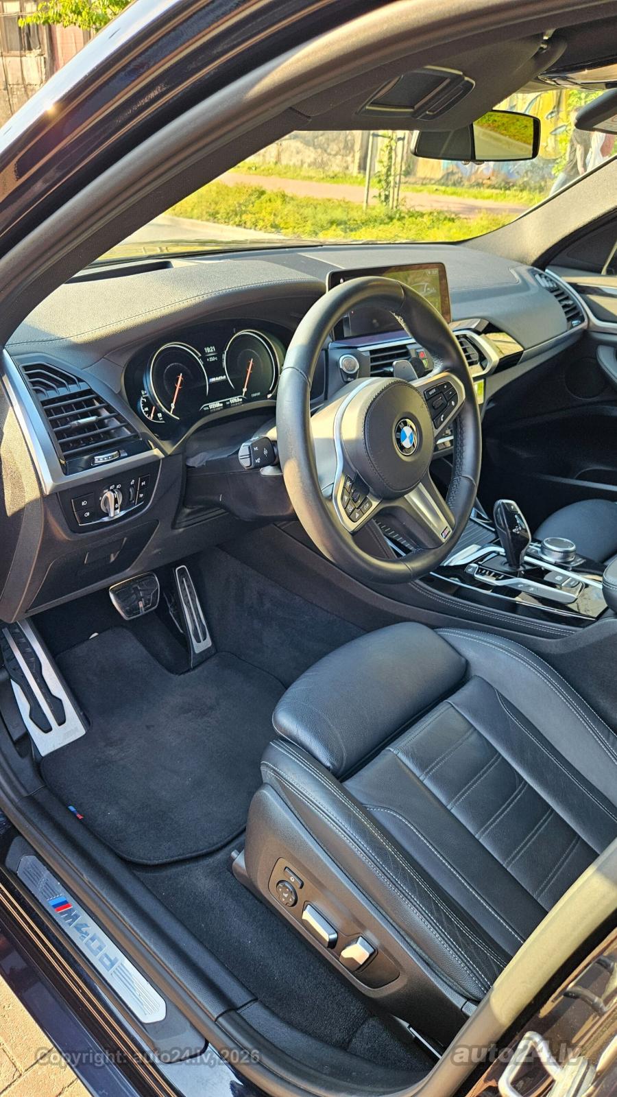 Melns BMW X4 2019 Tallina, ar dzinēja tilpumu 3.00 L un nobraukumu 180 tūkst. km par 35000 €, foto 6 vietnē AUTOMOTO.COM.LV