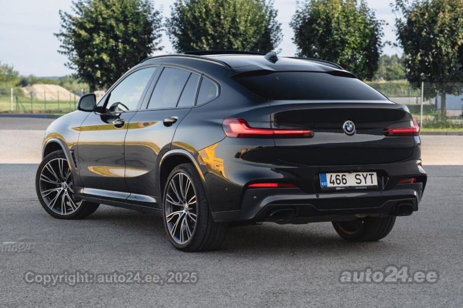 Black BMW X4 2019 in Tartu, with an engine capacity of 3.00 L and mileage of 138 thousand km for 40900 €, photo 8 on AUTOMOTO.COM.LV
