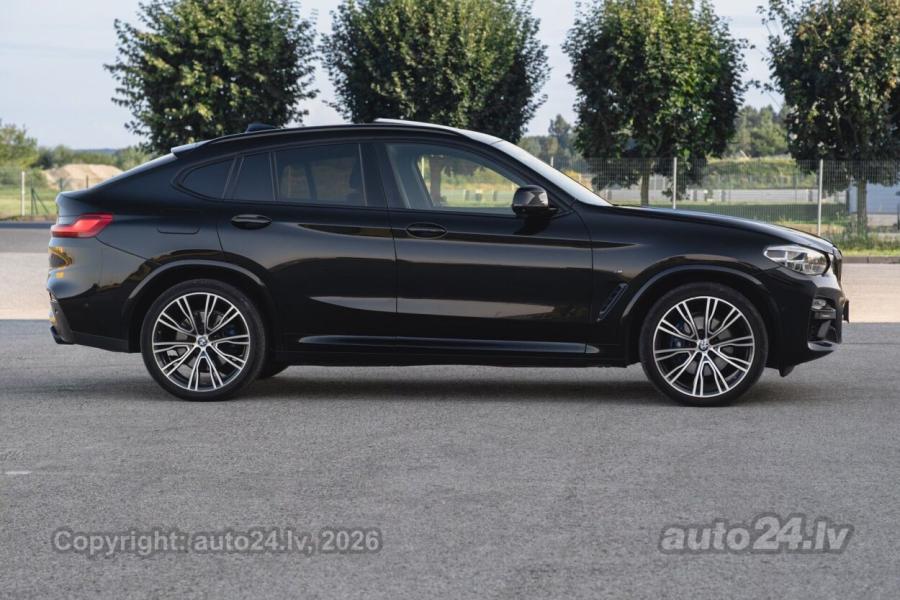 Black BMW X4 2019 in Tartu, with an engine capacity of 3.00 L and mileage of 150 thousand km for 37900 €, photo 5 on AUTOMOTO.COM.LV