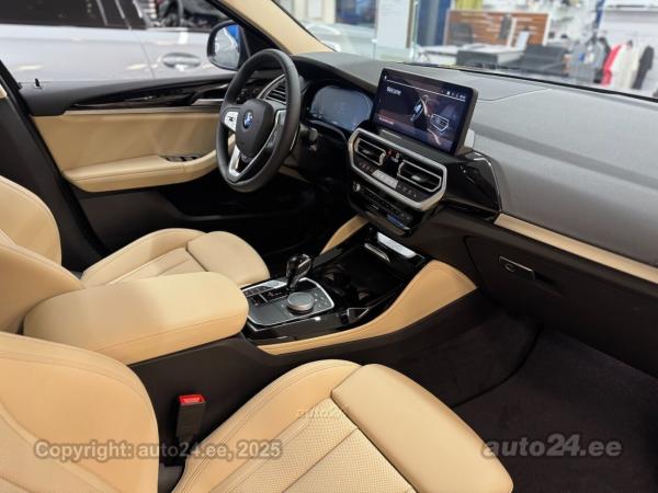 Black BMW X4 2025 in Tartu, with an engine capacity of 2.00 L and mileage of 1 thousand km for 53480 €, photo 8 on AUTOMOTO.COM.LV
