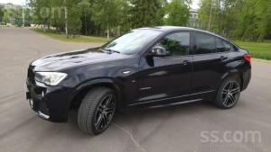 Blue BMW X4 2015 in Riga, with an engine capacity of 3.00 L and mileage of 245 thousand km for 18250 €, photo 8 on AUTOMOTO.COM.LV