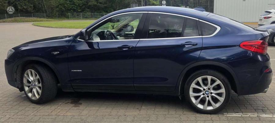 Zils BMW X4 2015 Viļņa, ar dzinēja tilpumu 2.00 L un nobraukumu 243 tūkst. km par 13900 €, foto 4 vietnē AUTOMOTO.COM.LV