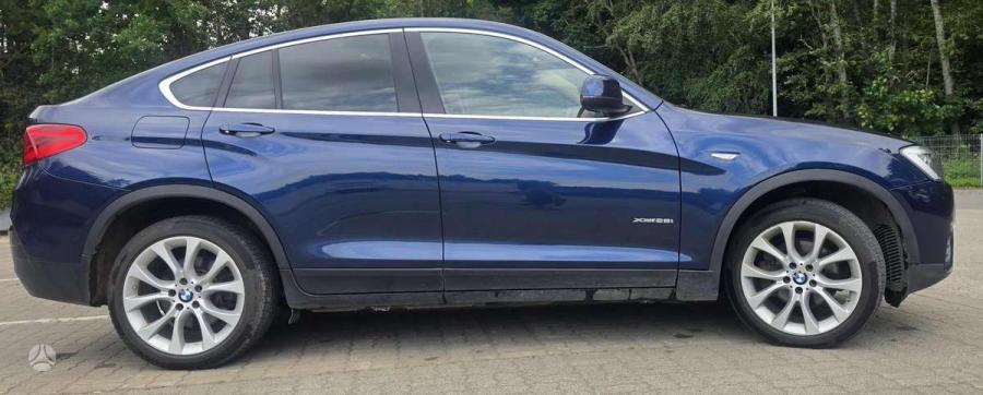 Zils BMW X4 2015 Viļņa, ar dzinēja tilpumu 2.00 L un nobraukumu 243 tūkst. km par 13900 €, foto 9 vietnē AUTOMOTO.COM.LV