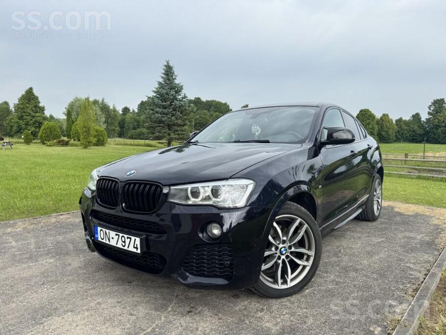 Blue BMW X4 2016 in Riga, with an engine capacity of 2.00 L and mileage of 245 thousand km for 16200 €, photo 1 on AUTOMOTO.COM.LV