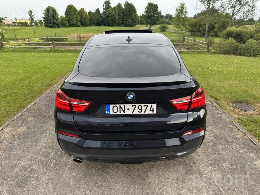 Blue BMW X4 2016 in Riga, with an engine capacity of 2.00 L and mileage of 245 thousand km for 16200 €, photo 9 on AUTOMOTO.COM.LV
