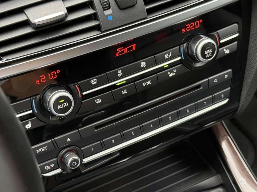 Синий БМВ Х4 2017 в Ионава, объемом двигателя 2.00 л и пробегом 206 тыс. км за 16250 €, фото 43 на AUTOMOTO.COM.LV