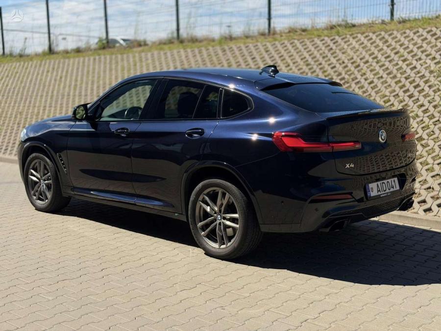 Blue BMW X4 2019 in Vilnius, with an engine capacity of 3.00 L and mileage of 122 thousand km for 33300 €, photo 5 on AUTOMOTO.COM.LV