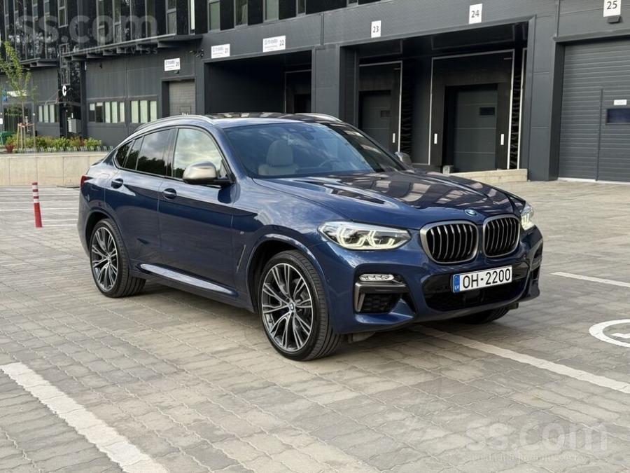 Blue BMW X4 2019 in Riga, with an engine capacity of 3.00 L and mileage of 110 thousand km for 38500 €, photo 1 on AUTOMOTO.COM.LV