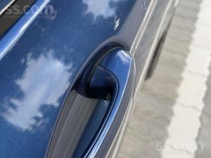 Blue BMW X4 2019 in Riga, with an engine capacity of 3.00 L and mileage of 110 thousand km for 38500 €, photo 12 on AUTOMOTO.COM.LV