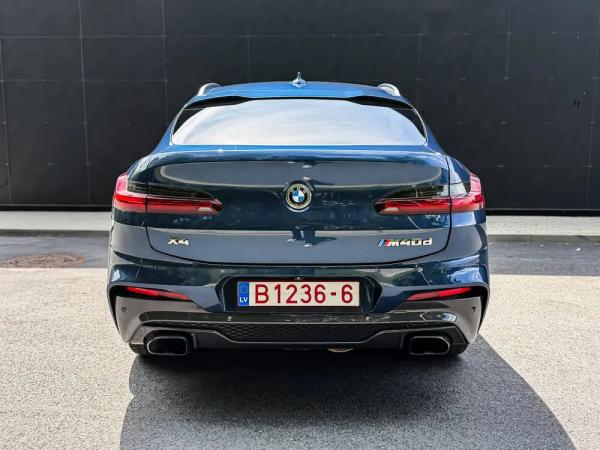 Blue BMW X4 2019 in Jelgava, with an engine capacity of 3.00 L and mileage of 210 thousand km for 28700 €, photo 5 on AUTOMOTO.COM.LV
