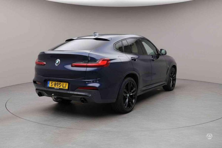 Blue BMW X4 2019 in Utena, with an engine capacity of 2.99 L and mileage of 145 thousand km for 32250 €, photo 3 on AUTOMOTO.COM.LV