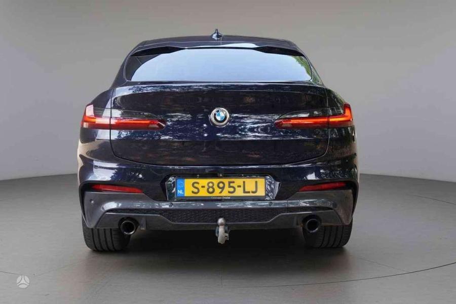 Blue BMW X4 2019 in Utena, with an engine capacity of 2.99 L and mileage of 145 thousand km for 32250 €, photo 6 on AUTOMOTO.COM.LV