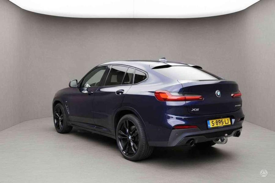 Blue BMW X4 2019 in Utena, with an engine capacity of 2.99 L and mileage of 145 thousand km for 32250 €, photo 7 on AUTOMOTO.COM.LV