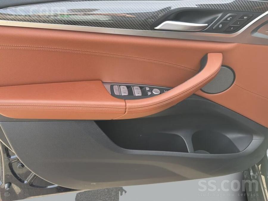 Zils BMW X4 2023 Rīga, ar dzinēja tilpumu 3.00 L un nobraukumu 13 tūkst. km par 63800 €, foto 9 vietnē AUTOMOTO.COM.LV