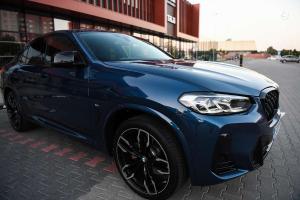 Blue BMW X4 2023 in Klaipeda, with an engine capacity of 2.00 L and mileage of 21 thousand km for 41500 €, photo 9 on AUTOMOTO.COM.LV