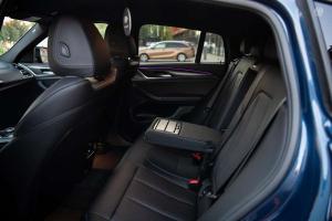 Blue BMW X4 2023 in Klaipeda, with an engine capacity of 2.00 L and mileage of 21 thousand km for 41500 €, photo 24 on AUTOMOTO.COM.LV