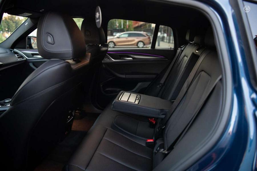Blue BMW X4 2023 in Klaipeda, with an engine capacity of 2.00 L and mileage of 21 thousand km for 41500 €, photo 24 on AUTOMOTO.COM.LV