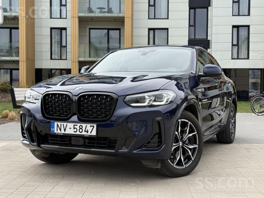 Blue BMW X4 2024 in Riga, with an engine capacity of 2.00 L and mileage of 15 thousand km for 52900 €, photo 3 on AUTOMOTO.COM.LV