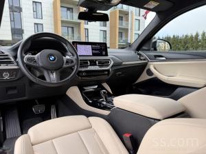 Blue BMW X4 2024 in Riga, with an engine capacity of 2.00 L and mileage of 15 thousand km for 52900 €, photo 9 on AUTOMOTO.COM.LV