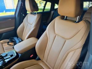Blue BMW X4 2024 in Riga, with an engine capacity of 2.00 L and mileage of 33 thousand km for 56990 €, photo 8 on AUTOMOTO.COM.LV