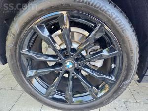 Blue BMW X4 2024 in Riga, with an engine capacity of 2.00 L and mileage of 33 thousand km for 56990 €, photo 12 on AUTOMOTO.COM.LV