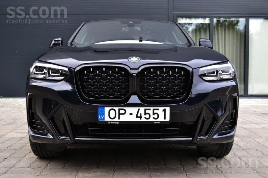 Blue BMW X4 2024 in Riga, with an engine capacity of 2.00 L and mileage of 36 thousand km for 42000 €, photo 3 on AUTOMOTO.COM.LV