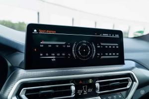 Синий БМВ Х4 2025 в Вильнюс, объемом двигателя 3.00 л и пробегом 18 тыс. км за 55000 €, фото 29 на AUTOMOTO.COM.LV