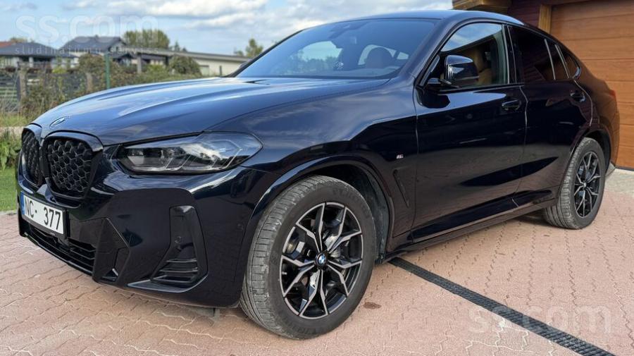 Blue BMW X4 2025 in Riga, with an engine capacity of 2.00 L and mileage of 17 thousand km for 53000 €, photo 6 on AUTOMOTO.COM.LV