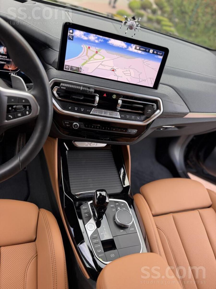 Blue BMW X4 2025 in Riga, with an engine capacity of 2.00 L and mileage of 17 thousand km for 53000 €, photo 17 on AUTOMOTO.COM.LV