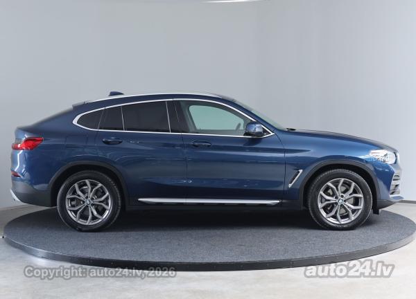 Blue BMW X4 2021 in Tallinn, with an engine capacity of 2.00 L and mileage of 149 thousand km for 31900 €, photo 5 on AUTOMOTO.COM.LV