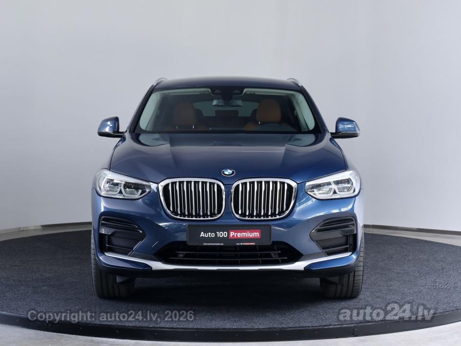 Blue BMW X4 2021 in Tallinn, with an engine capacity of 2.00 L and mileage of 149 thousand km for 31900 €, photo 8 on AUTOMOTO.COM.LV