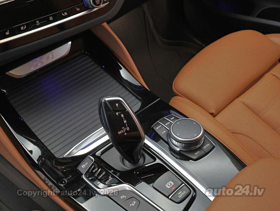 Blue BMW X4 2021 in Tallinn, with an engine capacity of 2.00 L and mileage of 149 thousand km for 31900 €, photo 19 on AUTOMOTO.COM.LV