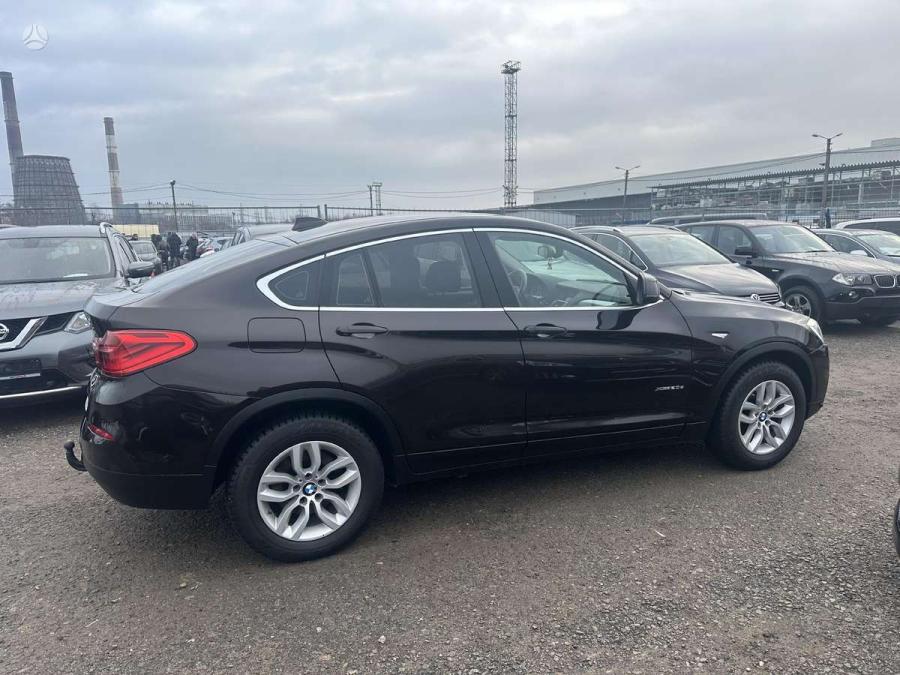 Brown BMW X4 2014 in Kaunas, with an engine capacity of 2.00 L and mileage of 240 thousand km for 15300 €, photo 2 on AUTOMOTO.COM.LV