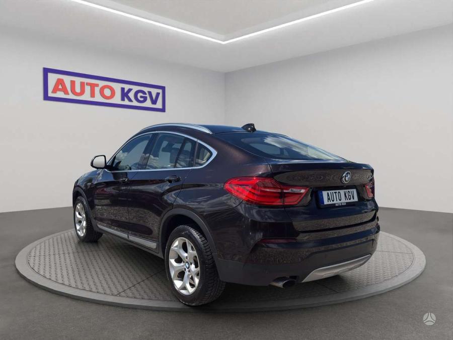 Brown BMW X4 2015 in Kaunas, with an engine capacity of 2.00 L and mileage of 260 thousand km for 16799 €, photo 4 on AUTOMOTO.COM.LV